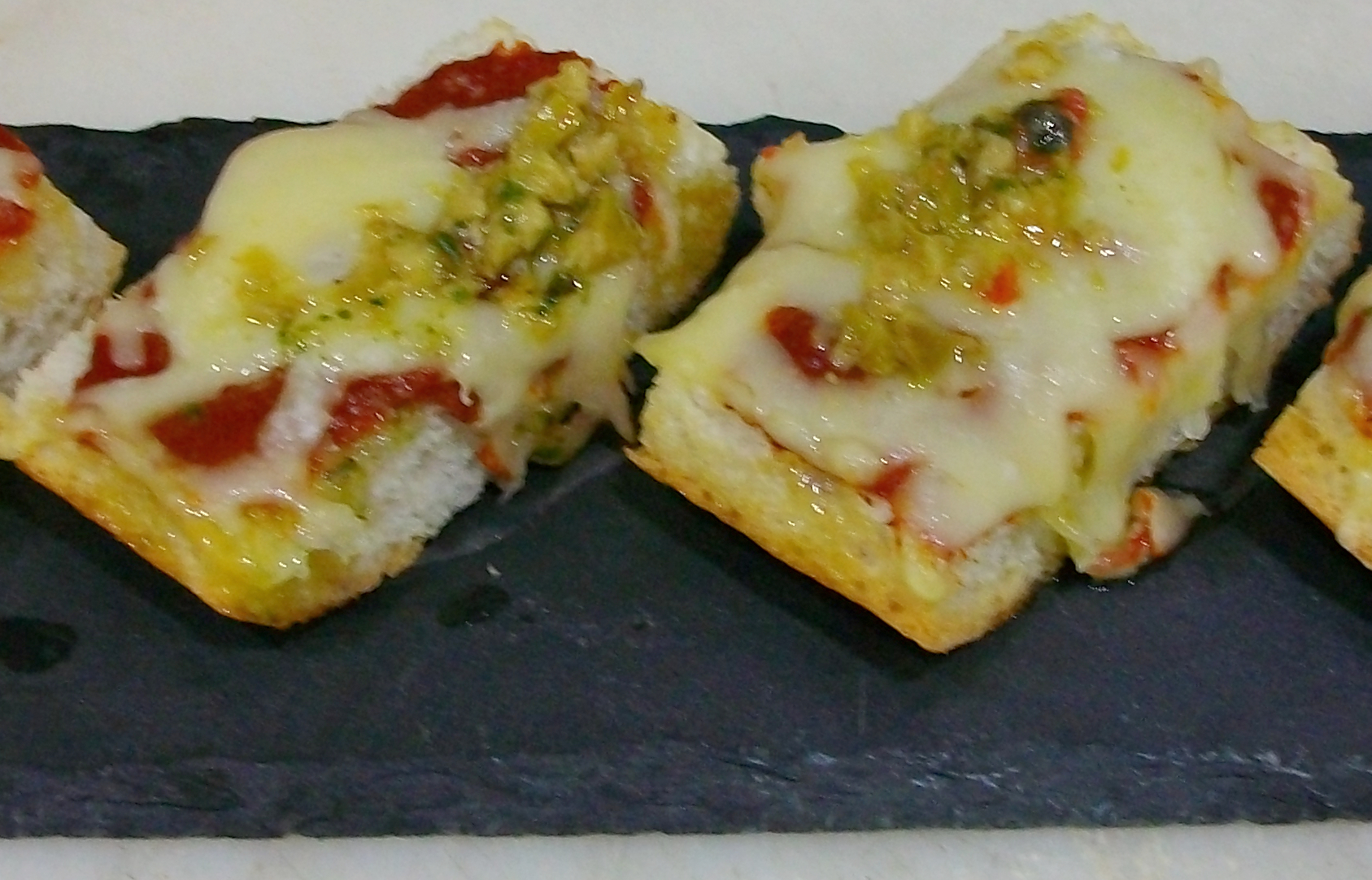 Pan Cheezzas - Chefeel.com