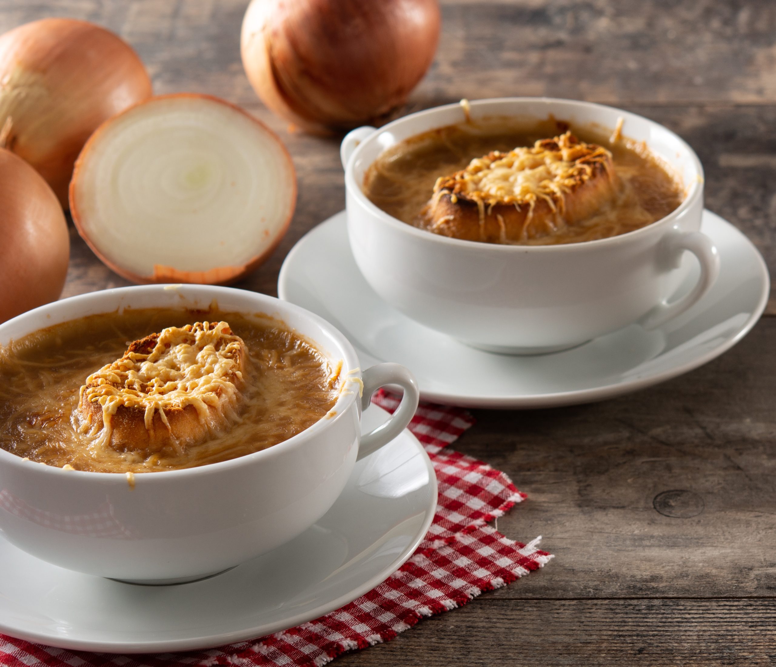 Sopa de Cebolla Francesa - Chefeel.com